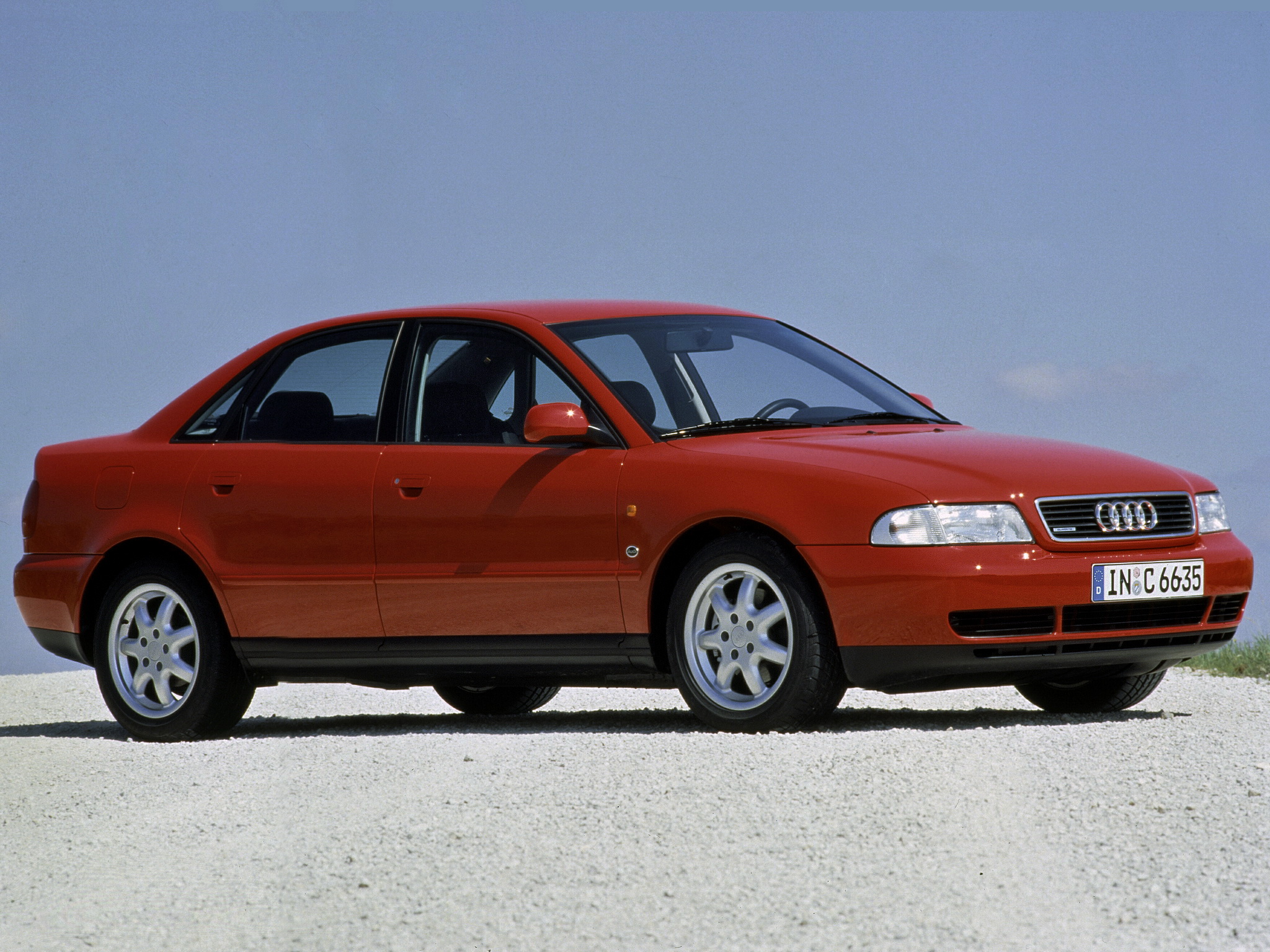 Тюнинг Audi A4| Typ 8D, фото тюнинга автомобиля Ауди А4 седана 1995 года