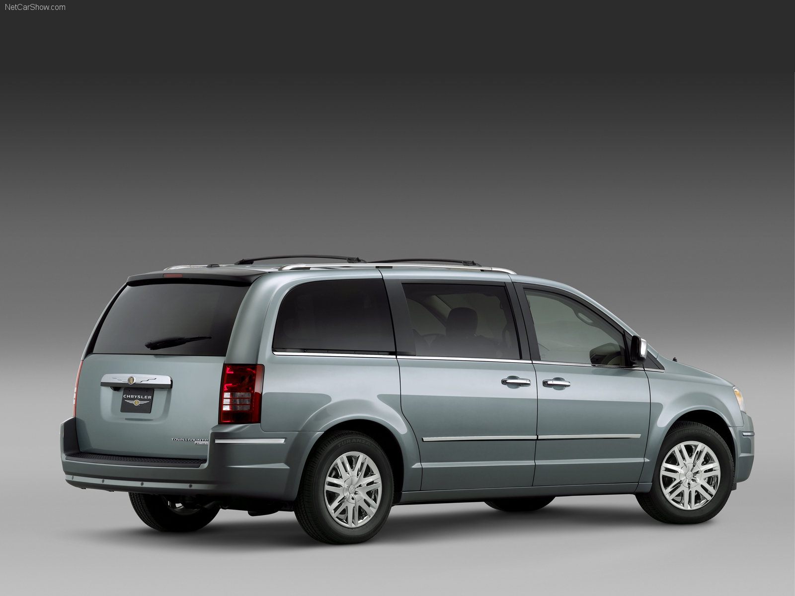 My perfect Chrysler Town and Country. 3DTuning - probably the best car ...