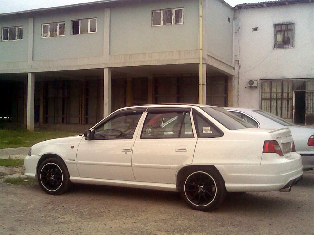 My perfect Daewoo Nexia. 3DTuning - probably the best car configurator!