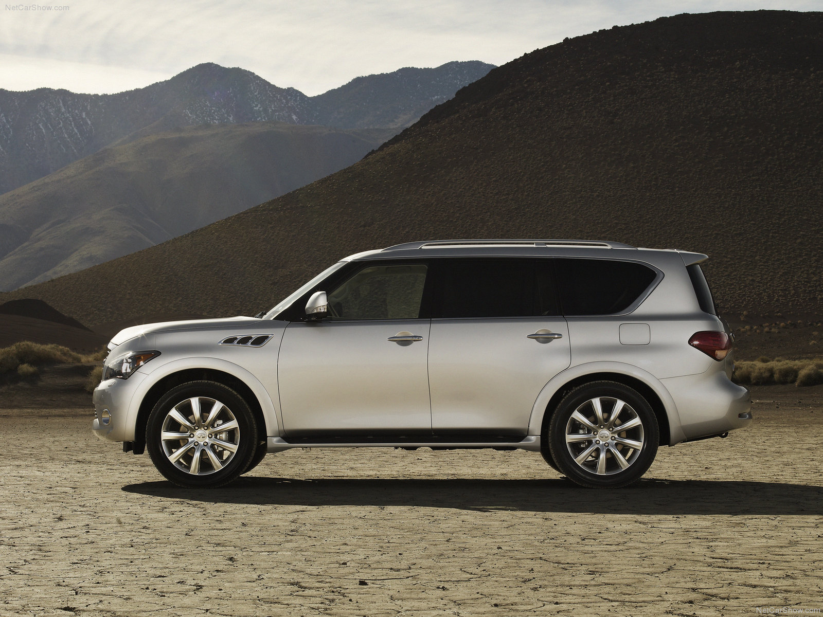 My perfect Infiniti QX56. 3DTuning - probably the best car configurator!