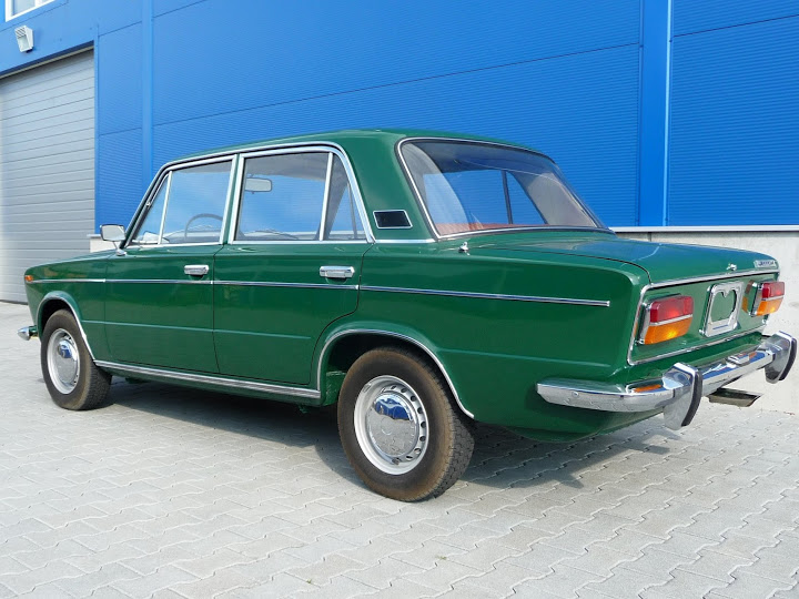 My perfect Lada 2103. 3DTuning - probably the best car configurator!