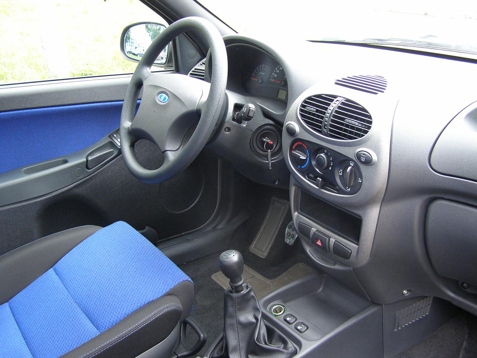 My perfect Lada Kalina 1119. 3DTuning - probably the best car configurator!