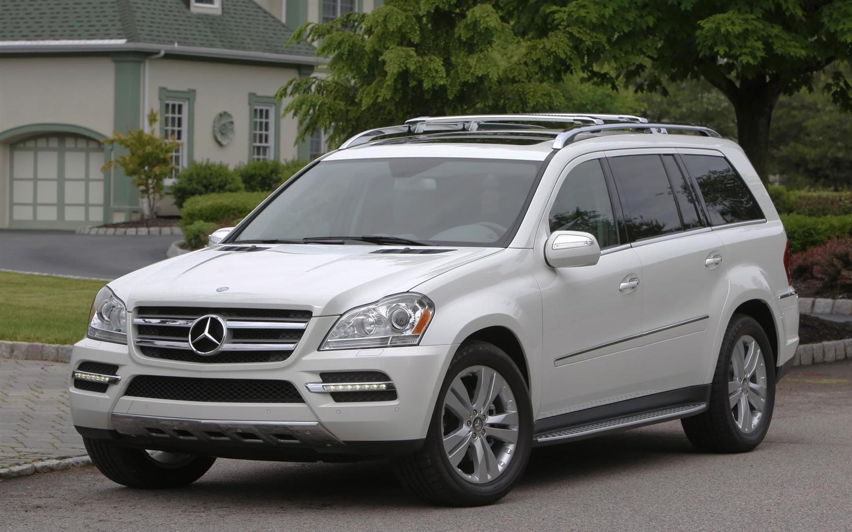 My perfect Mercedes GL class. 3DTuning - probably the best car ...