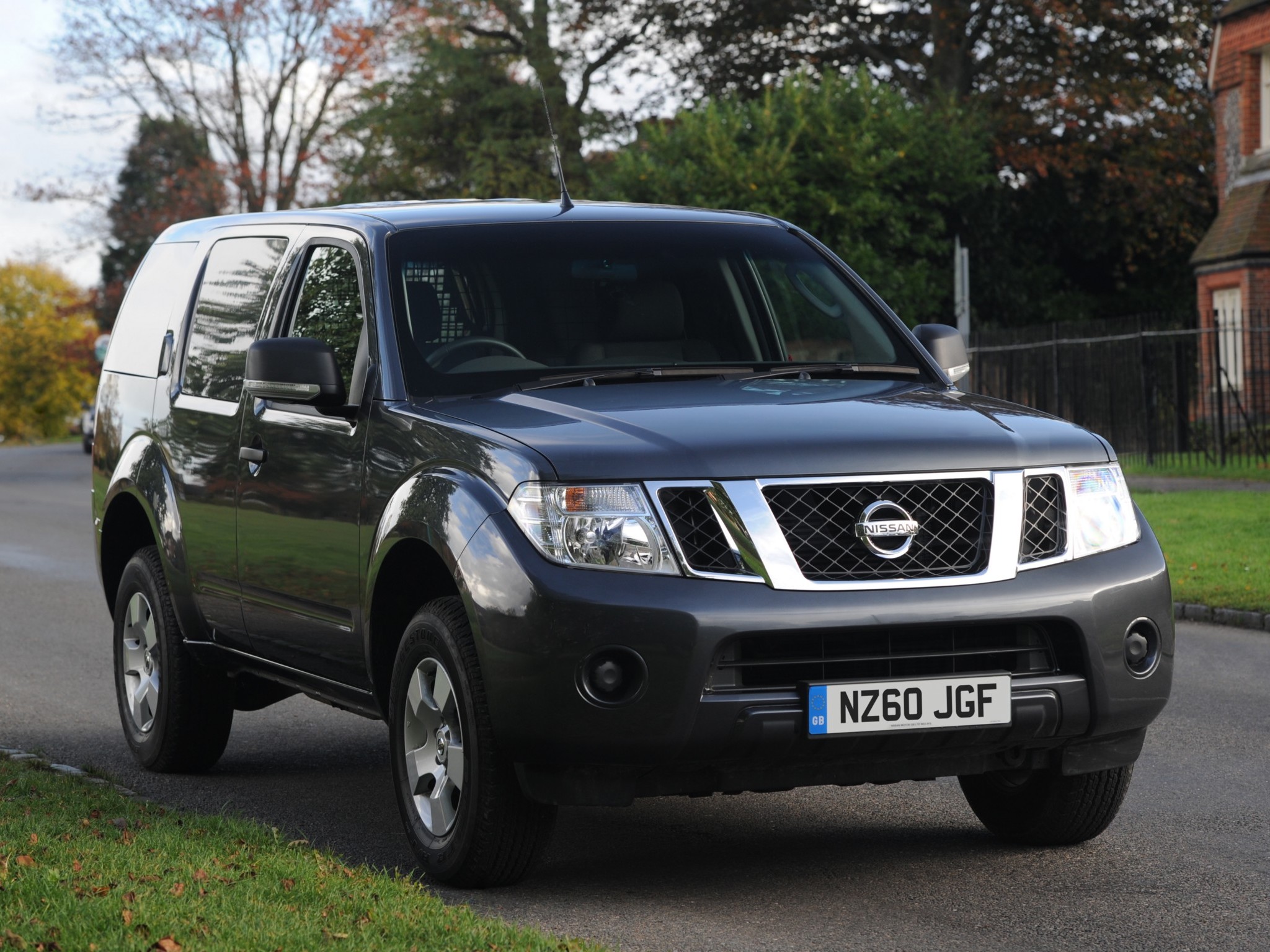 My perfect Nissan Pathfinder. 3DTuning - probably the best car ...