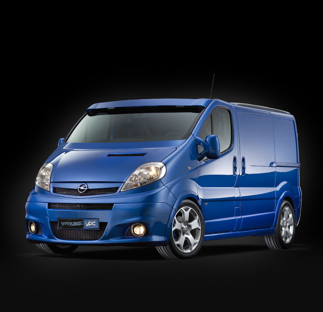 My perfect Opel Vivaro. 3DTuning - probably the best car configurator!