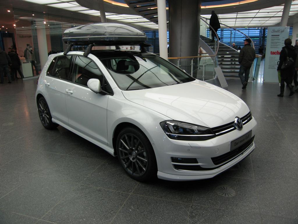 My perfect Volkswagen Golf 7. 3DTuning - probably the best car ...